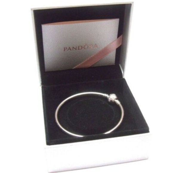 Pandora | Jewelry | Authentic Pandora Limited Edition Snowflake Bangle ...